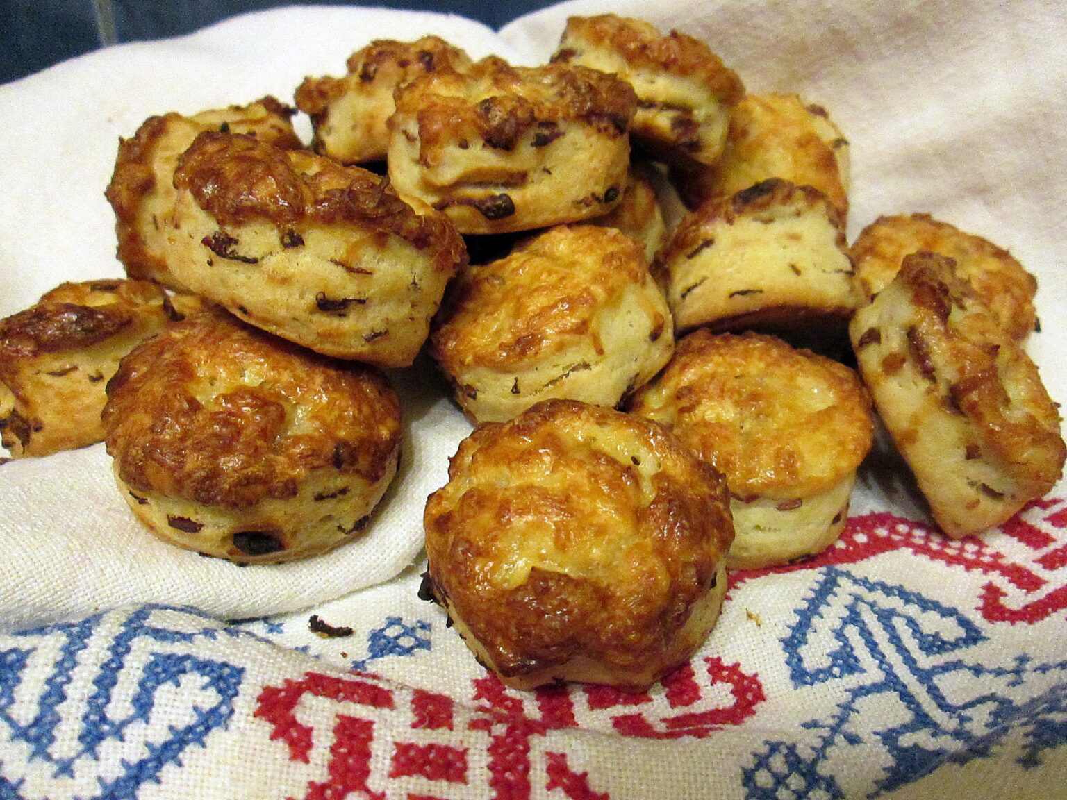 Másodnap is puha pogácsa - egyszerű trükk, hosszantartó puhaság